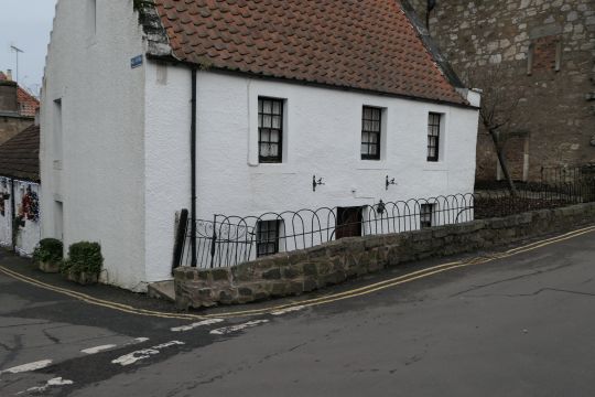 Stag House and Stag Inn - Falkland Historic Buildings